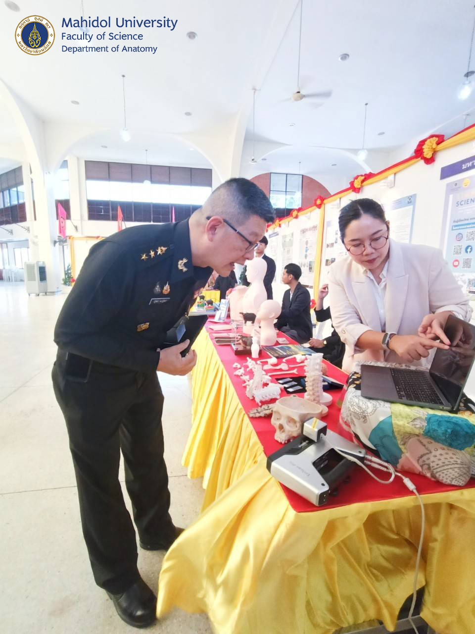 อาจารย์ภาควิชากายวิภาคศาสตร์ ร่วมงานวันนิทรรศการวิชาการโรงเรียนนายร้อย ...